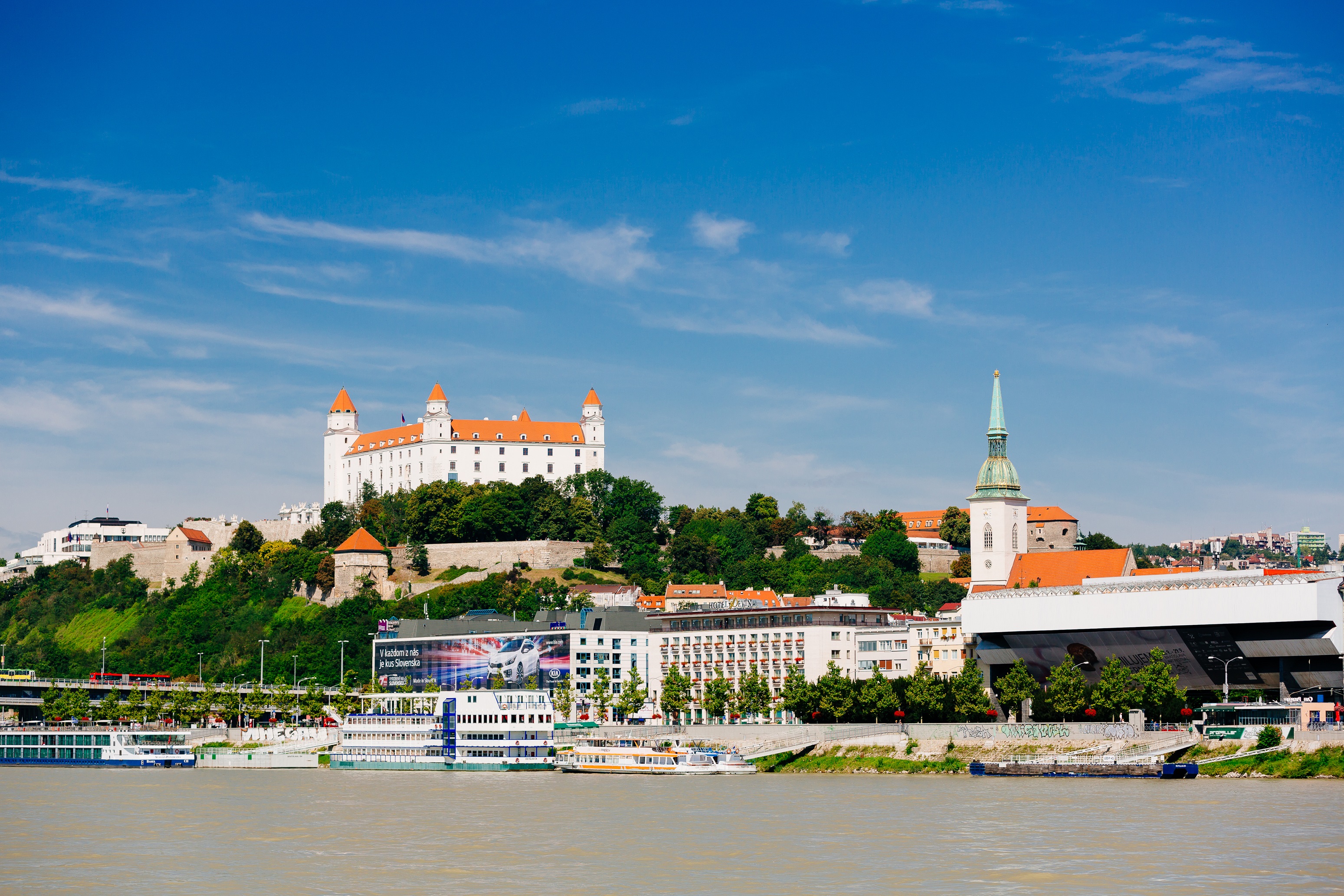 - Guided city tour through the old town- Free time for shopping or relaxing- Boat trip in the ...